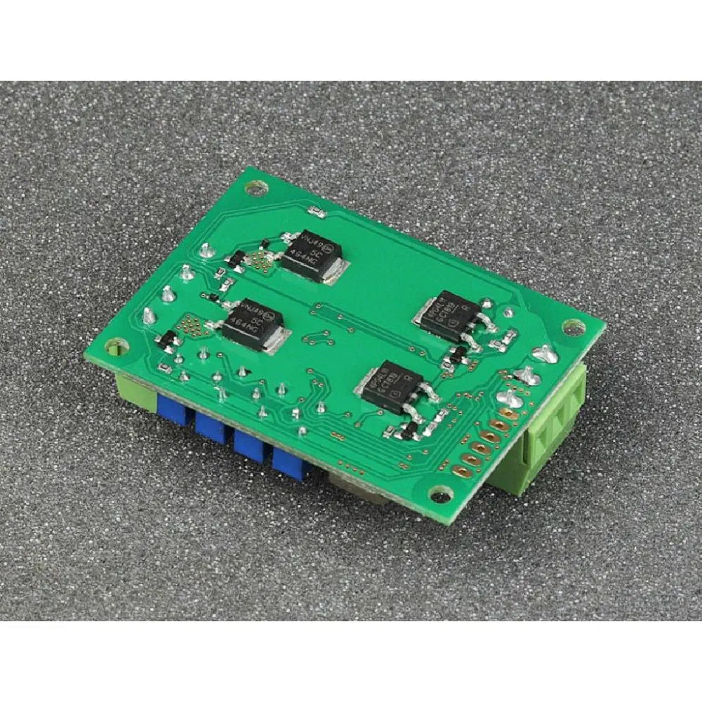 Opt Lasers Programmable Temperature Controller TEC-8A-24V-PID-HC-RS232 - RobotShop