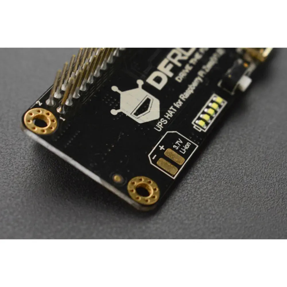 DFRobot UPS HAT for Raspberry Pi (Zero, 2, 3, A+) - RobotShop